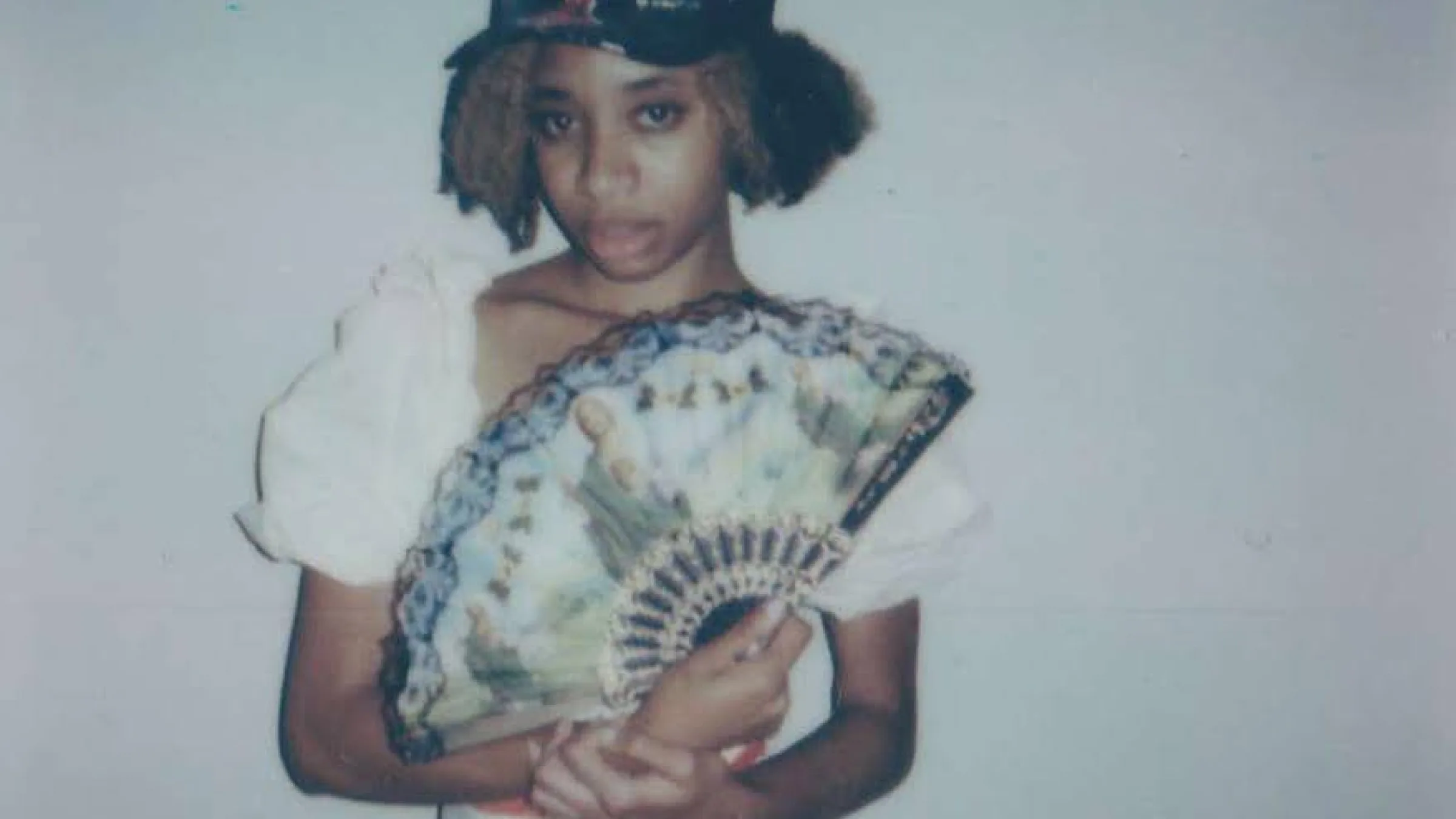 Interview with Divi.jpg: the rising eerie, sorrowful, vengeful art pop ...