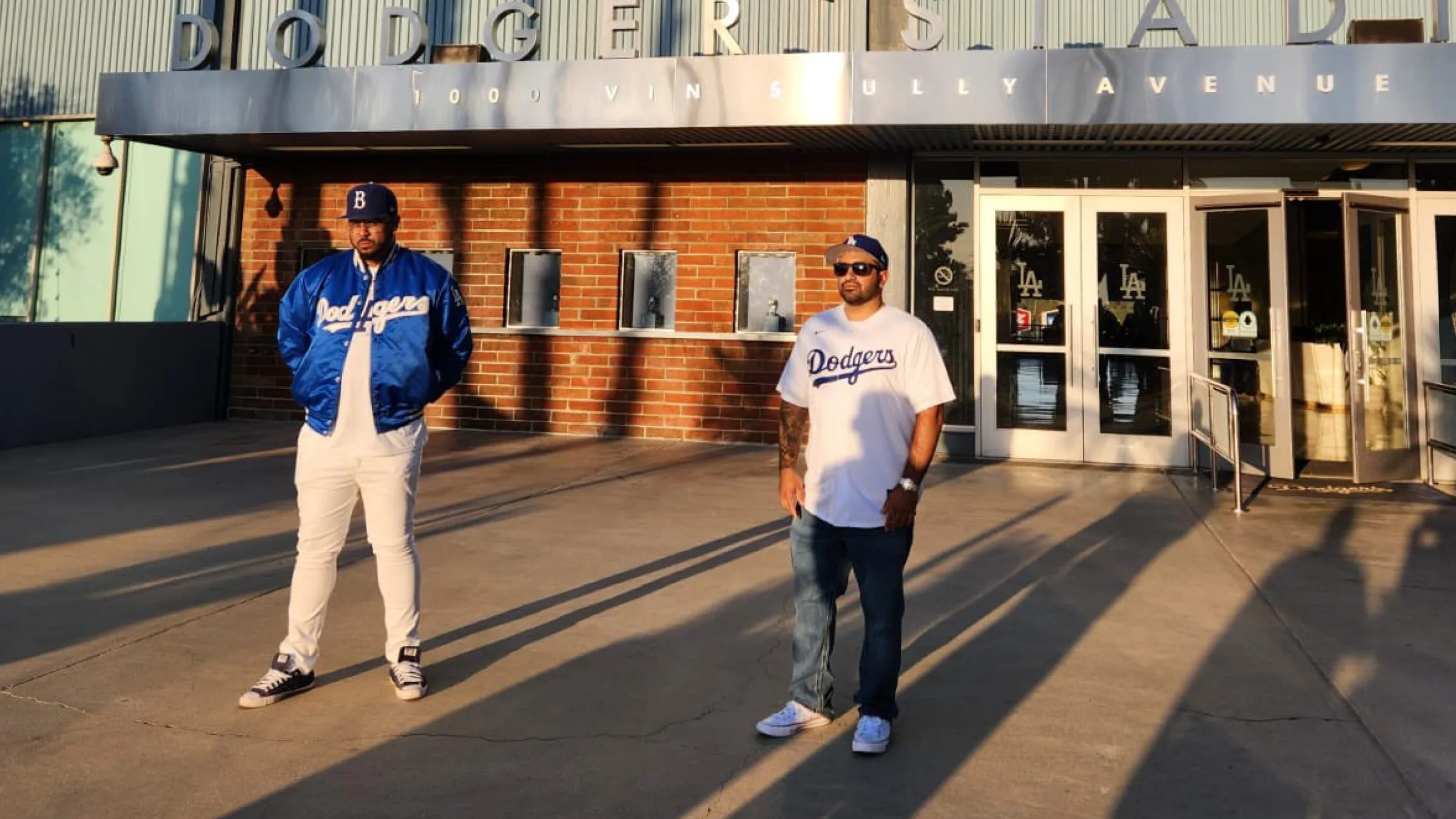 Blu and Roy Royal are slick and soulful on ‘Royal Blu’ - EveryDejaVu