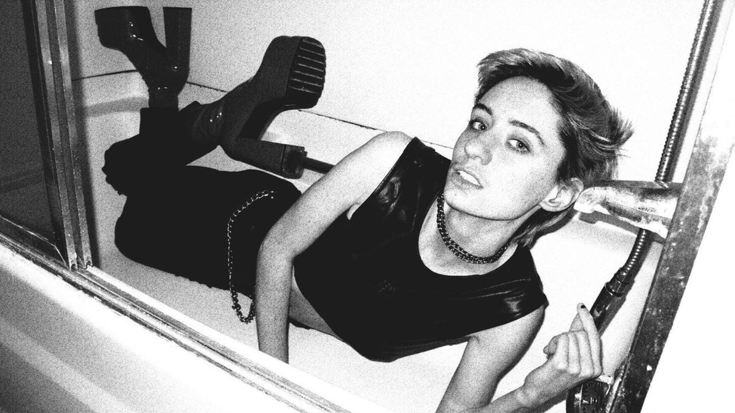 VELVET DREAMING spirals through Boston nightlife - EveryDejaVu